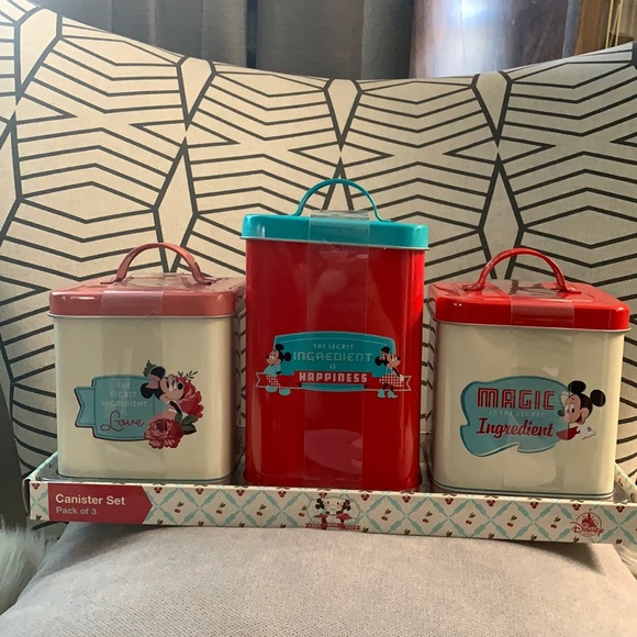 Disney | Kitchen | Mickey And Minnie Mouse Retro Kitchen Canister Set ...